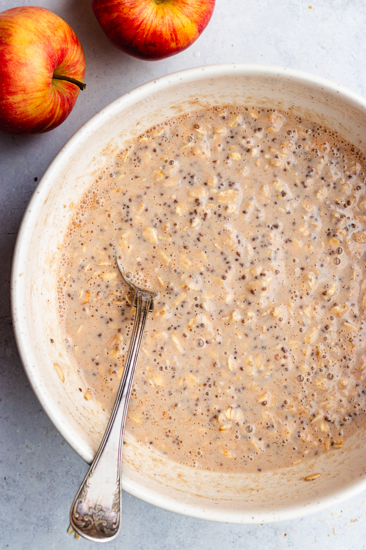 Applesauce overnight oats - The Delicious plate
