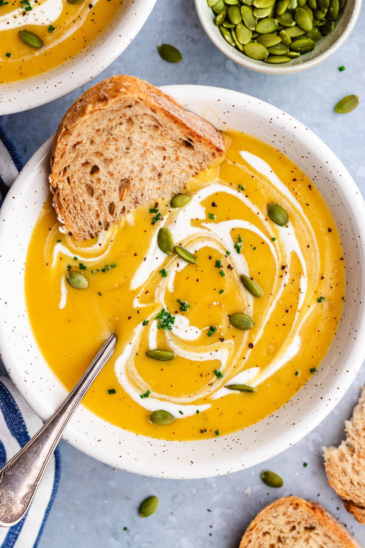 Pumpkin and potato soup - The Delicious plate