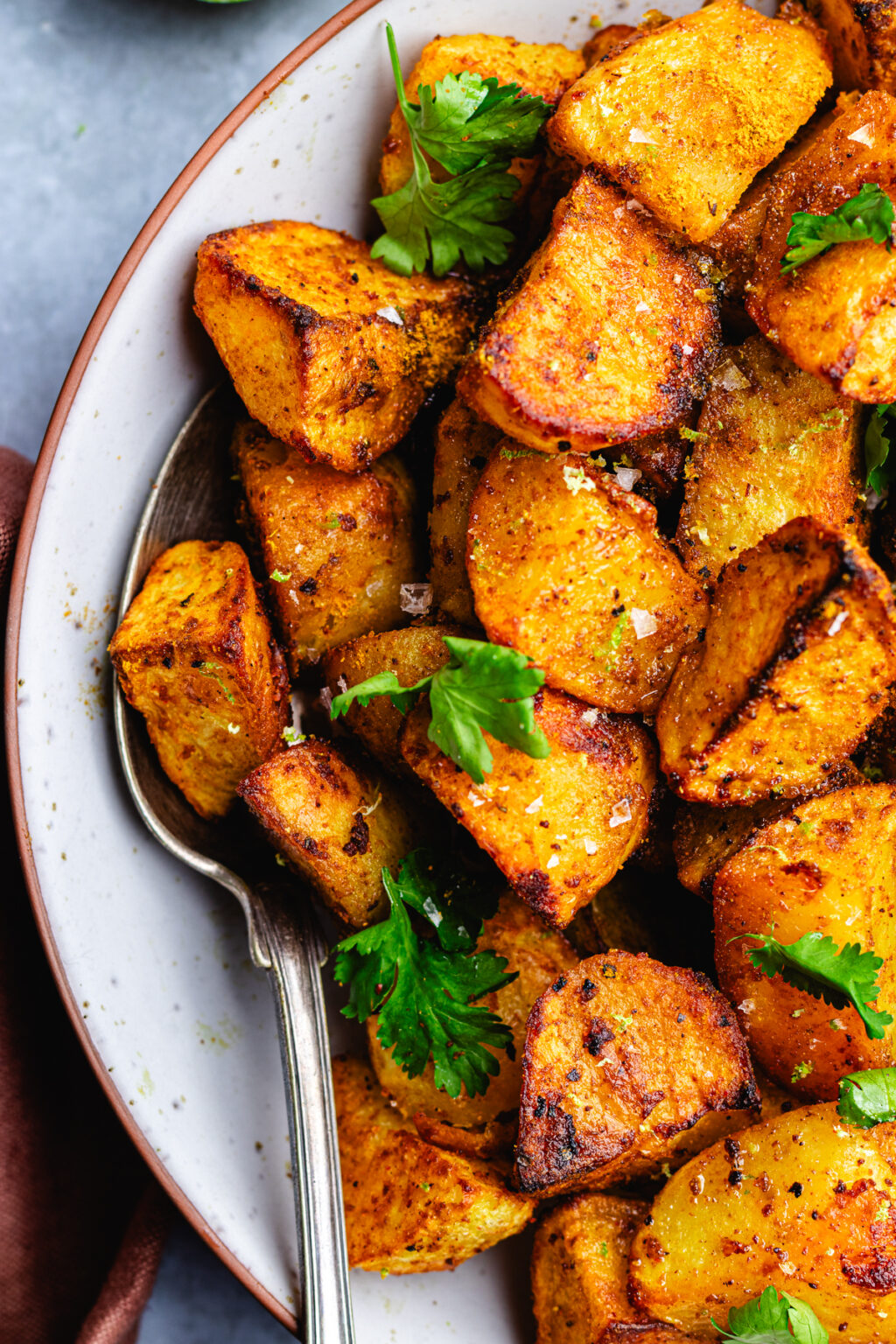 Curry roasted potatoes - The Delicious plate