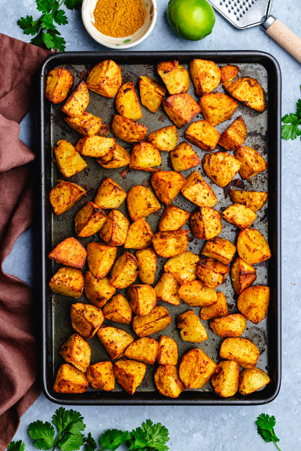 Curry roasted potatoes - The Delicious plate