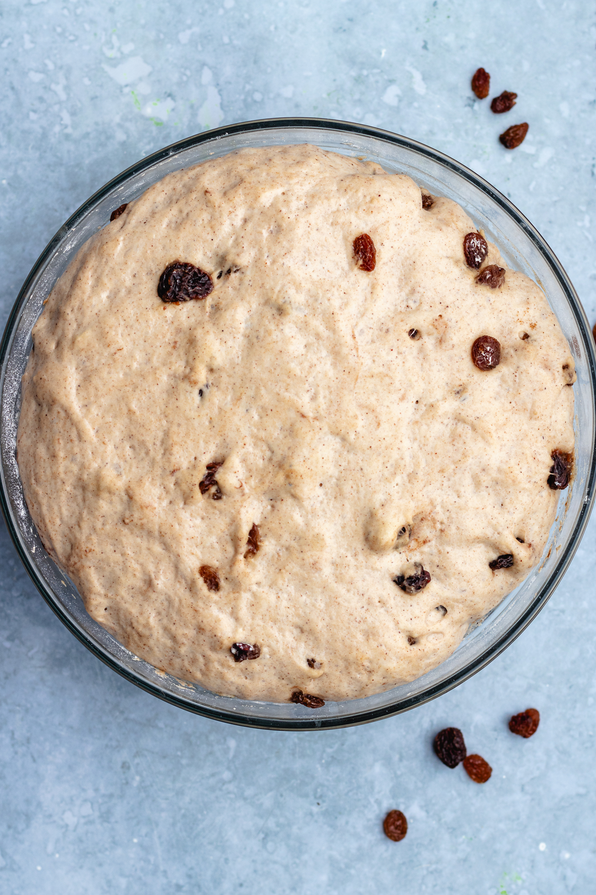 No knead cinnamon raisin bread - The Delicious plate
