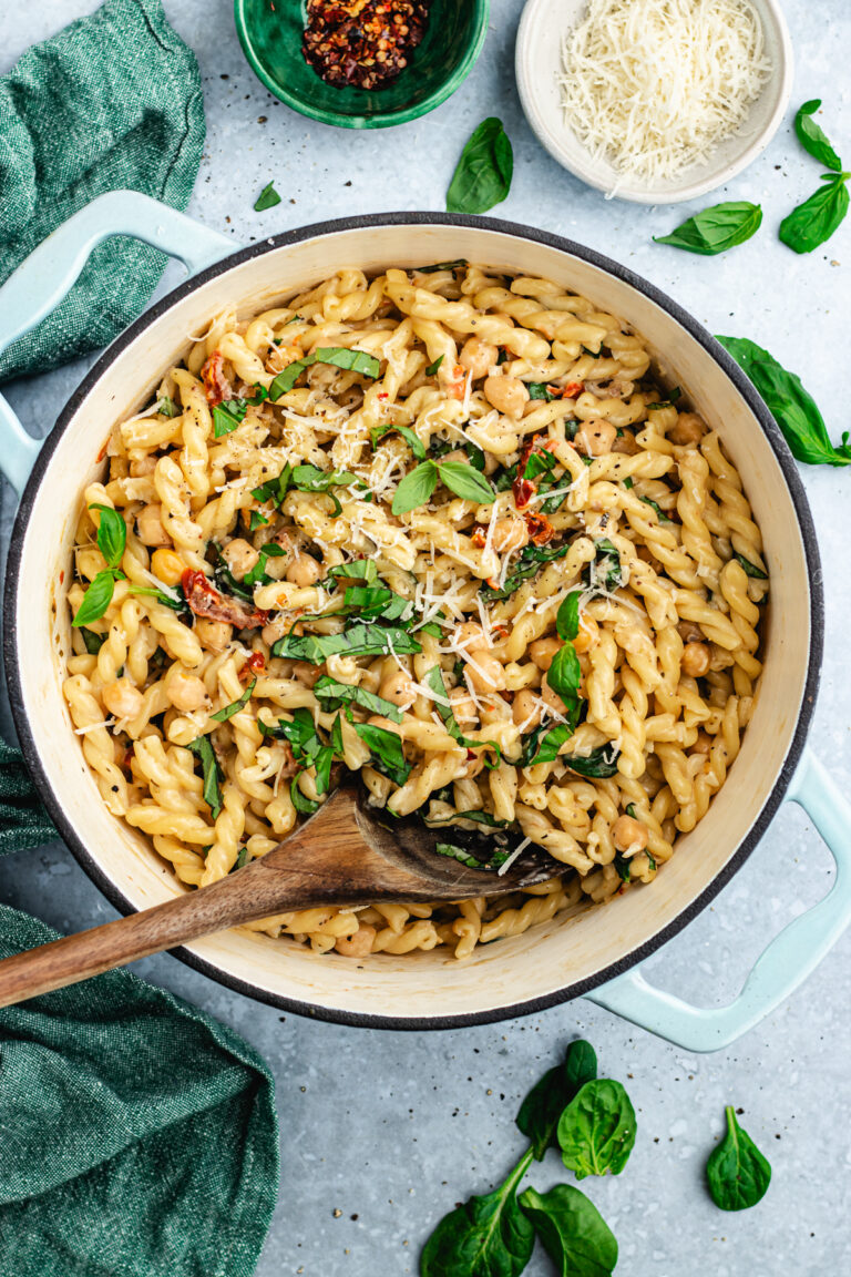 Vegan marry me pasta - The Delicious plate