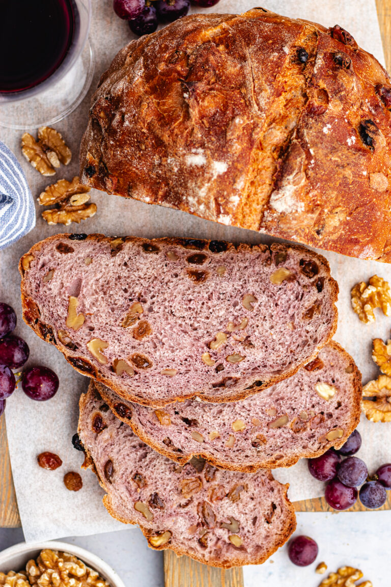 Red Wine Bread - The Delicious plate