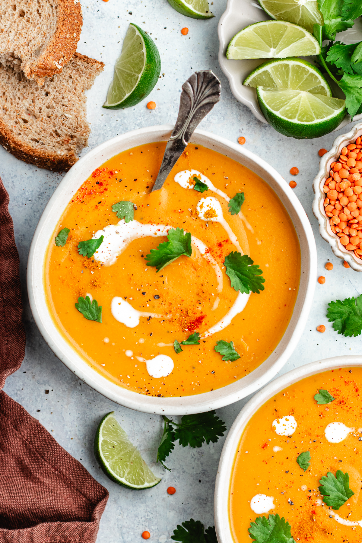 Lentil and sweet potato soup - The Delicious plate
